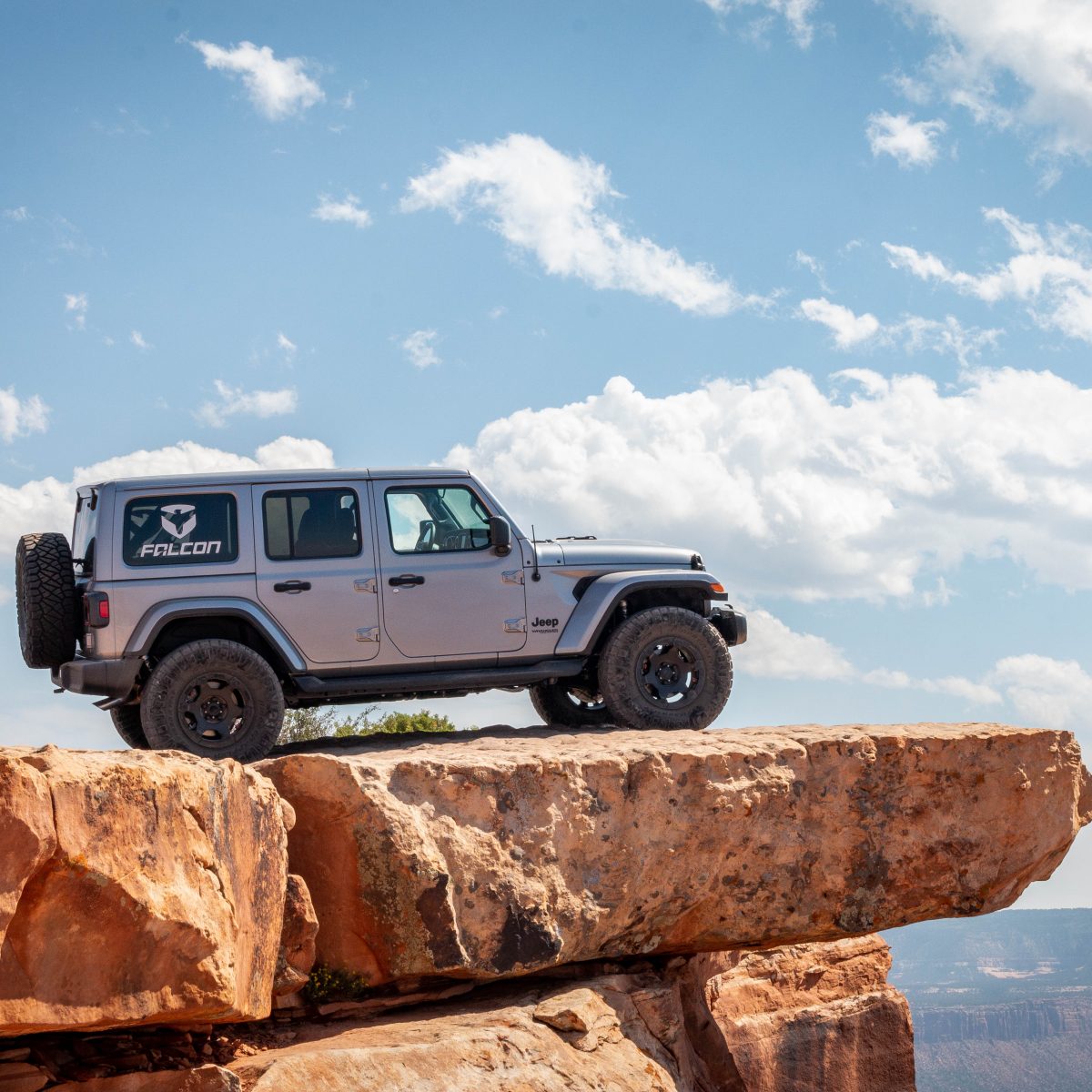2021 Billet Silver JLU Sahara 3.6 eTorque – TeraFlex